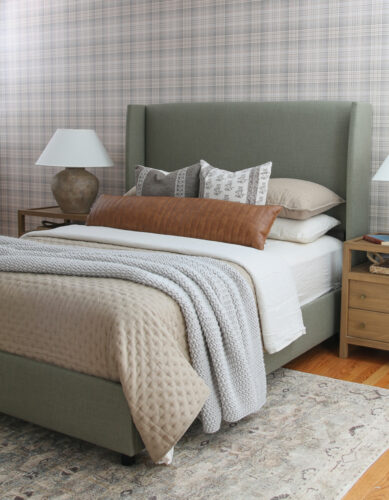 How to Get That Fluffy Bed Look - Stefana Silber