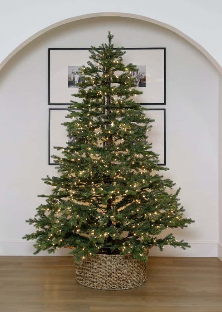 Is a Sparse Christmas Tree Right for You? - Stefana Silber