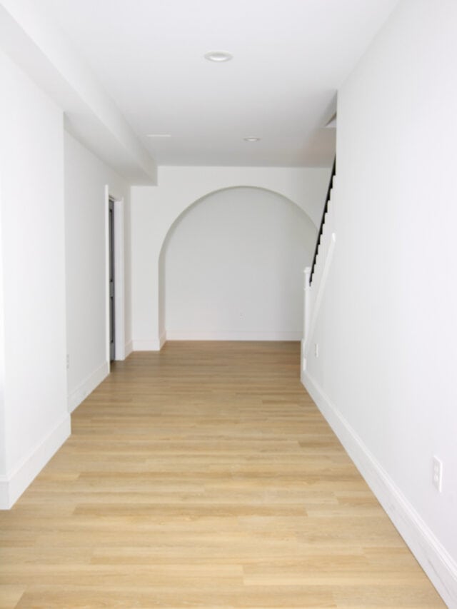 Sherwin-Williams Pure White: Paint Color Review - Stefana Silber