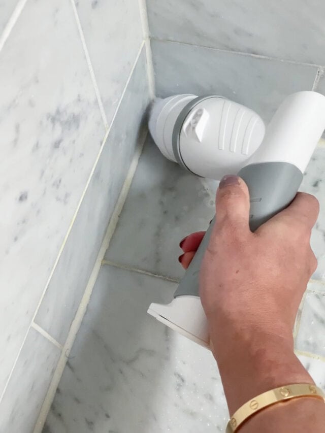 White Tile and Gray Grout: Light vs. Dark - Stefana Silber